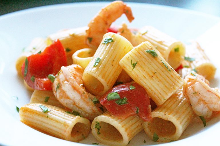 Pasta met scampi in whiskysaus