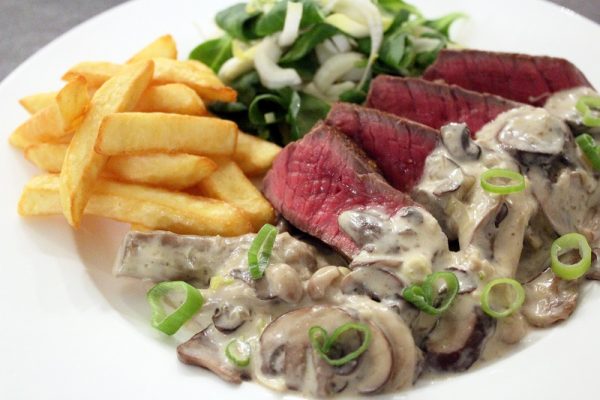 Steak archiduc met witloofslaatje (Colruyt)